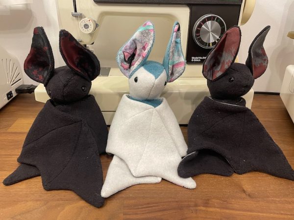 Many vampire bat gifts – FehrTrade